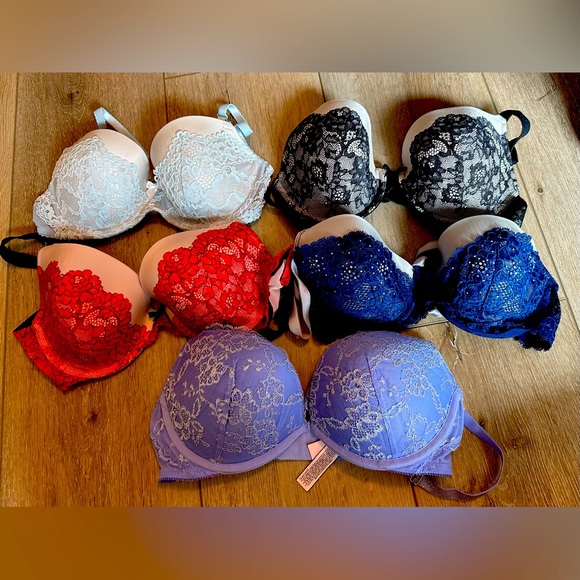 Victoria's Secret | Intimates & Sleepwear | Lot Of Vs Bras 34d All ...